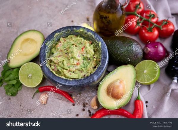 how_to_make_guacamole_dip_with_avocado_how_to_keep_guacamole_from_turning_brown-第2张图片-山城妙识