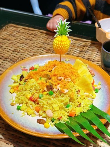 菠萝炒饭怎么做_菠萝炒饭用什么米最好-第2张图片-山城妙识