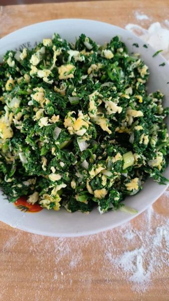 茼蒿鸡蛋饺子怎么调馅_茼蒿鸡蛋饺子好吃吗-第3张图片-山城妙识 茼蒿鸡蛋饺子怎么调馅_茼蒿鸡蛋饺子好吃吗-第3张图片-山城妙识