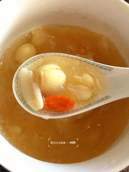 雪耳糖水怎么做_雪耳糖水有什么功效-第3张图片-山城妙识