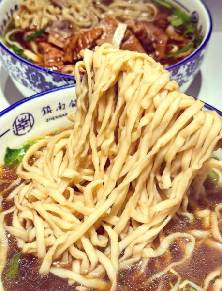 镇江锅盖面正宗做法_锅盖面为什么用锅盖煮-第2张图片-山城妙识
