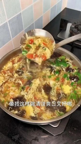 西红柿紫菜鸡蛋汤怎么做_紫菜鸡蛋汤要不要先炒鸡蛋-第1张图片-山城妙识