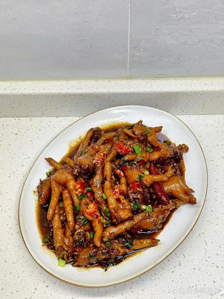 鸡爪怎么做好吃_简单又入味的家常做法-第1张图片-山城妙识