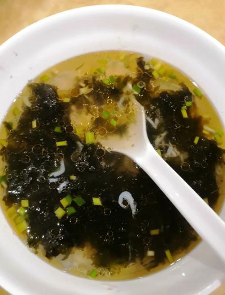虾皮紫菜汤的功效与作用_虾皮紫菜汤能减肥吗-第1张图片-山城妙识 虾皮紫菜汤的功效与作用_虾皮紫菜汤能减肥吗-第1张图片-山城妙识