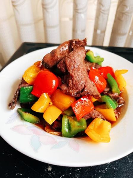 蚝油牛肉配什么蔬菜_蚝油牛肉炒什么菜好吃-第1张图片-山城妙识 蚝油牛肉配什么蔬菜_蚝油牛肉炒什么菜好吃-第1张图片-山城妙识