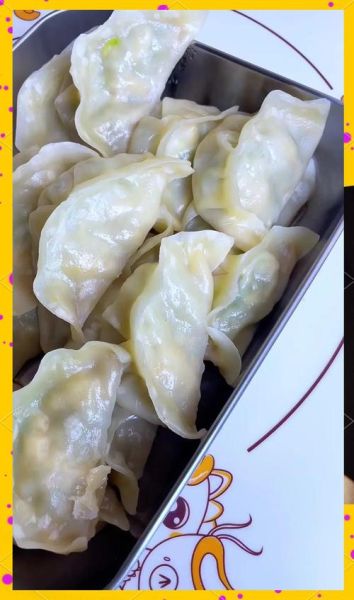 西葫芦蒸饺馅怎么做_西葫芦蒸饺馅怎么调好吃-第1张图片-山城妙识 西葫芦蒸饺馅怎么做_西葫芦蒸饺馅怎么调好吃-第1张图片-山城妙识