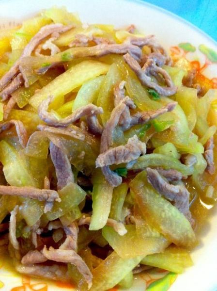 西瓜皮炒肉怎么做_西瓜皮炒肉好吃吗-第2张图片-山城妙识 西瓜皮炒肉怎么做_西瓜皮炒肉好吃吗-第2张图片-山城妙识