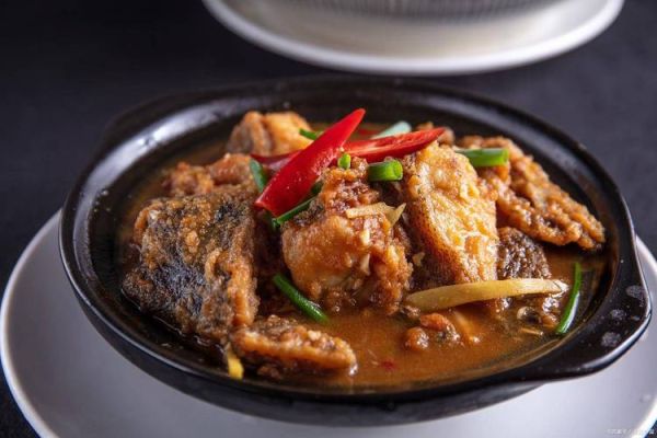 酥鱼的正宗做法_高压锅版怎么做-第3张图片-山城妙识 酥鱼的正宗做法_高压锅版怎么做-第3张图片-山城妙识