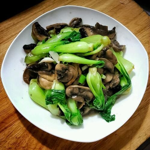 鲜蘑菜心怎么做_鲜蘑菜心营养价值-第1张图片-山城妙识 鲜蘑菜心怎么做_鲜蘑菜心营养价值-第1张图片-山城妙识