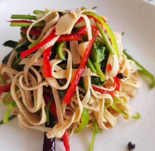 豆腐皮儿怎么做好吃_家常做法大全-第1张图片-山城妙识 豆腐皮儿怎么做好吃_家常做法大全-第1张图片-山城妙识