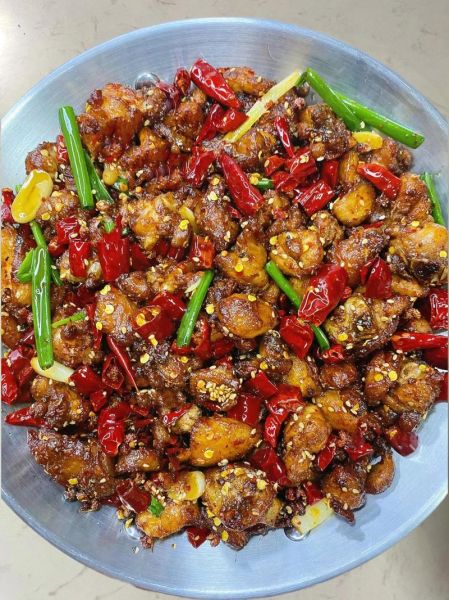 辣子鸡怎么做好吃_辣子鸡最正宗的做法-第2张图片-山城妙识 辣子鸡怎么做好吃_辣子鸡最正宗的做法-第2张图片-山城妙识