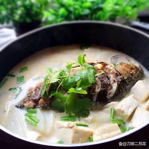 豆腐炖鱼的营养价值_豆腐炖鱼的功效与作用-第2张图片-山城妙识