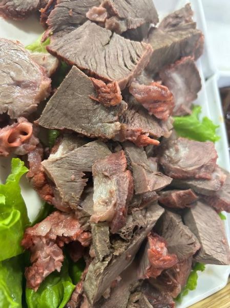 红烧驴肉怎么做好吃_红烧驴肉的家常做法大全-第1张图片-山城妙识