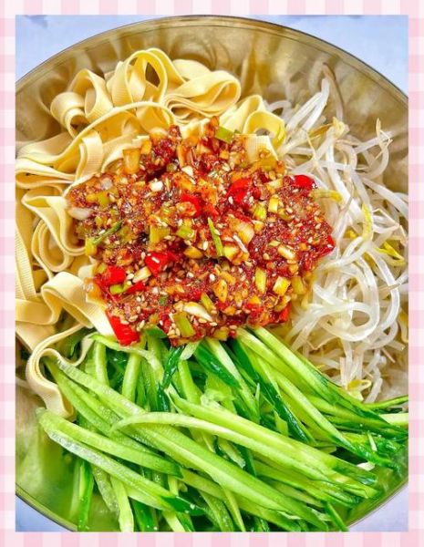 纯菜怎么凉拌好吃_纯菜凉拌要不要焯水-第1张图片-山城妙识