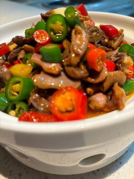 鸡杂怎么炒好吃_鸡杂炒多久才嫩-第1张图片-山城妙识