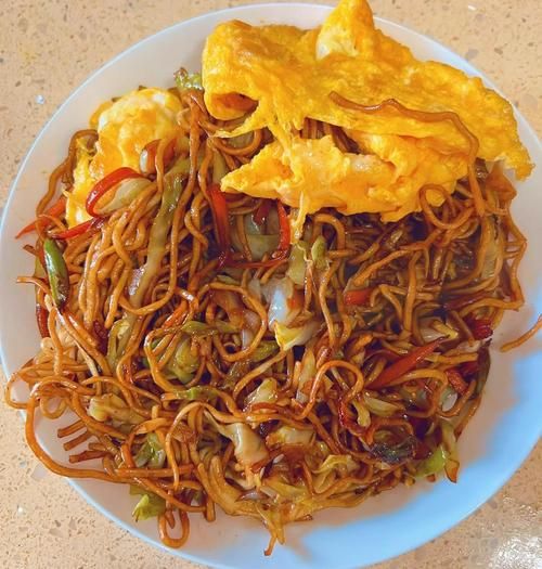 鸡蛋炒面怎么做_鸡蛋炒面怎么炒不粘锅-第1张图片-山城妙识