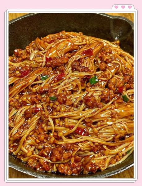 金针菇炒猪肉怎么炒好吃窍门_金针菇炒猪肉的家常做法-第1张图片-山城妙识