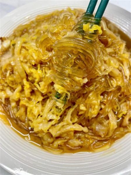 正宗东北酸菜炖粉条怎么做_酸菜炖粉条用什么粉条-第1张图片-山城妙识