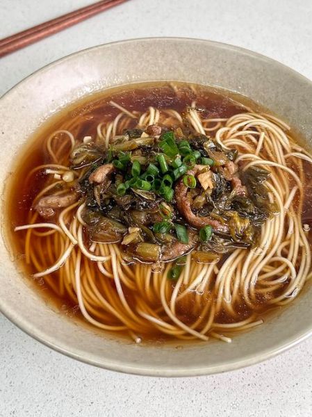 肉丝面怎么做_肉丝面汤头怎么调才鲜-第2张图片-山城妙识