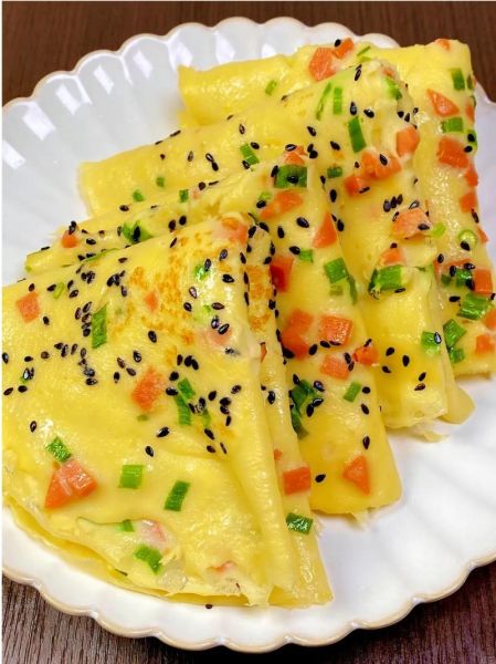 鸡蛋饼的家常做法窍门_鸡蛋饼怎么做好吃又软-第1张图片-山城妙识