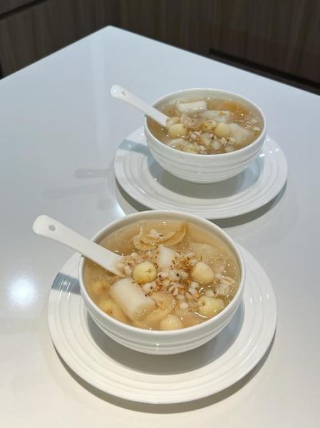 银耳汤的做法需要什么材料_银耳汤怎么煮才出胶-第2张图片-山城妙识