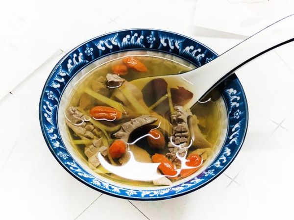 腰花汤怎么做好吃又嫩_腰花汤去腥嫩滑的秘诀-第2张图片-山城妙识