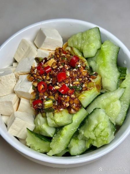 黄瓜拌豆腐怎么做_黄瓜拌豆腐热量高吗-第1张图片-山城妙识