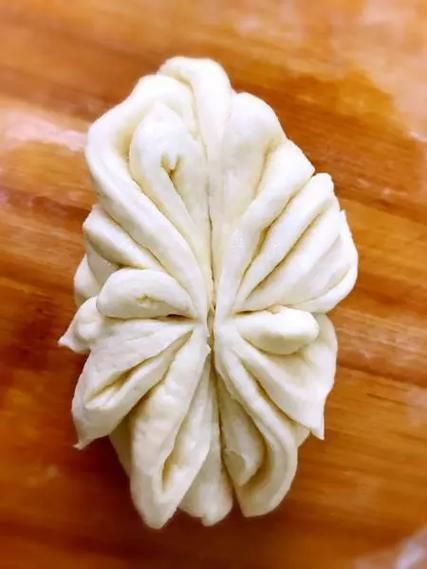 盛世芳华莲花卷怎么做_莲花卷家常做法-第3张图片-山城妙识