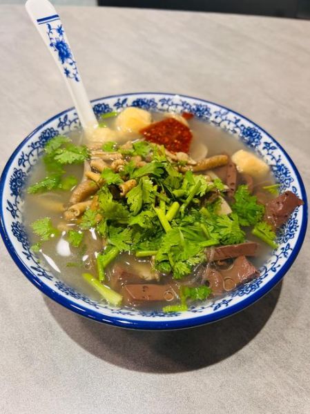 鸭血粉丝汤怎么做_鸭血粉丝汤正宗做法视频-第1张图片-山城妙识