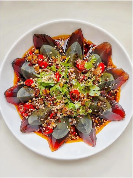 内酯豆腐皮蛋怎么做_凉拌皮蛋豆腐需要焯水吗-第1张图片-山城妙识