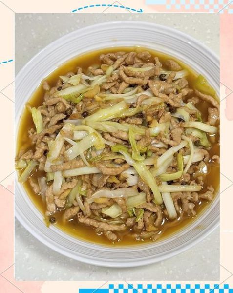 韭黄炒肉丝怎么做_韭黄炒肉丝先炒哪个-第1张图片-山城妙识