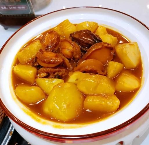 鲍鱼炖土豆怎么做_鲍鱼炖土豆最简单的做法-第1张图片-山城妙识