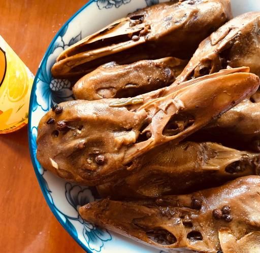 鸭头怎么卤才入味_鸭头卤多久最好吃-第3张图片-山城妙识