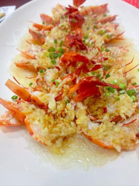 蒜蓉开边蒸九节虾怎么做_九节虾蒸多久才嫩-第1张图片-山城妙识