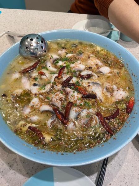 酸菜鱼怎么切鱼片_酸菜鱼鱼片切多厚-第1张图片-山城妙识