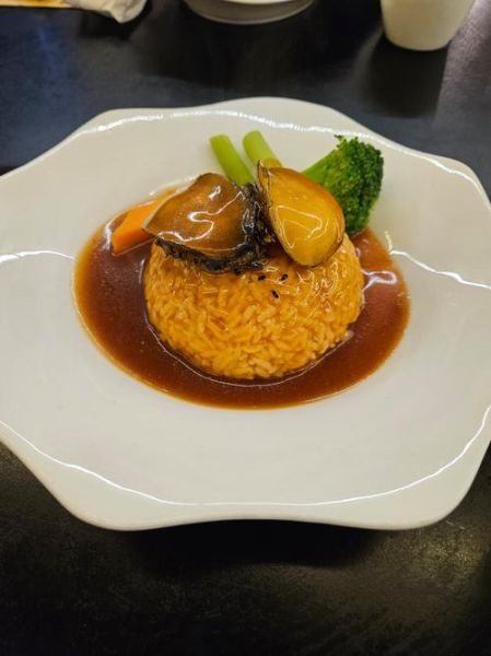 鲍鱼饭怎么做_鲍鱼饭热量高吗-第1张图片-山城妙识