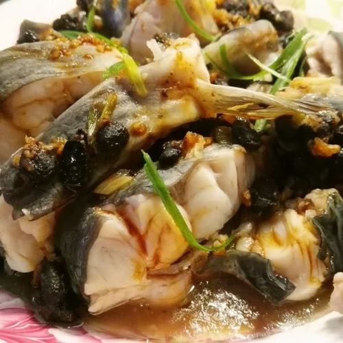 清蒸鲶鱼怎么做好吃_清蒸鲶鱼的家常做法-第3张图片-山城妙识