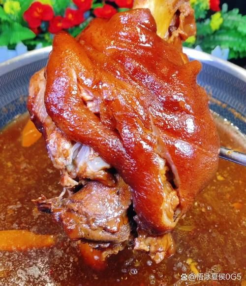 酱肘子放什么调料_酱肘子怎么做好吃-第2张图片-山城妙识