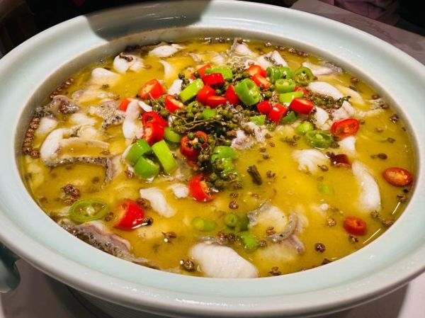 酸菜鱼是哪个菜系的_酸菜鱼属于川菜还是湘菜-第3张图片-山城妙识