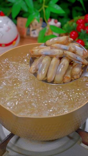 蛏子肚子像豆腐渣能吃吗_蛏子肚子豆腐渣状怎么处理-第2张图片-山城妙识