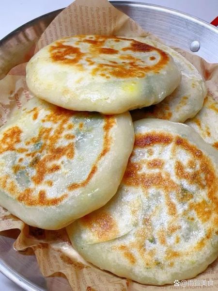 韭菜馅饼怎么和面又软又好吃_韭菜馅饼皮软不硬的秘诀-第1张图片-山城妙识