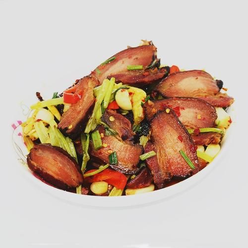 湘西腊肉怎么做_正宗配料有哪些-第3张图片-山城妙识