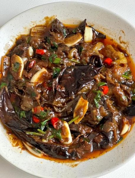豆瓣酱焖茄子怎么做_茄子不吸油技巧-第2张图片-山城妙识