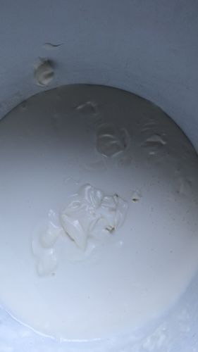 淡奶油变质后还能吃吗_淡奶油变质图片怎么看-第1张图片-山城妙识