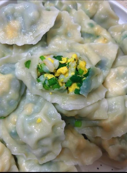 韭菜虾仁饺子馅怎么做_韭菜虾仁饺子馅怎么调好吃-第1张图片-山城妙识