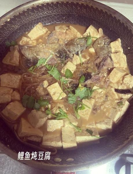 鲤鱼豆腐汤怎么做_鲤鱼豆腐汤的家常做法-第2张图片-山城妙识
