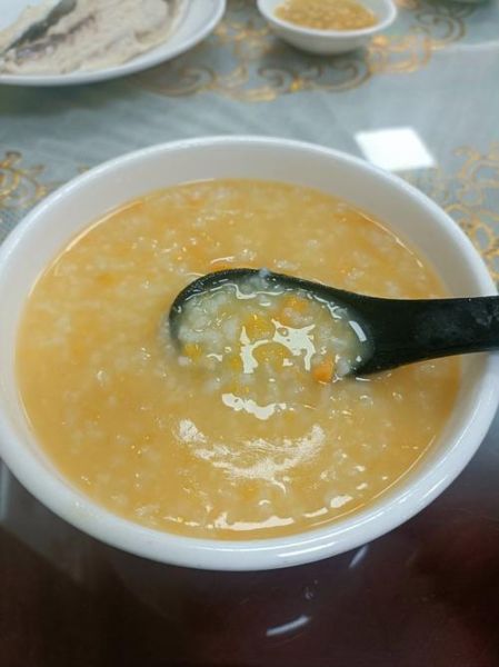 红薯粥的做法大全家常_怎样熬出香甜浓稠的红薯粥-第1张图片-山城妙识