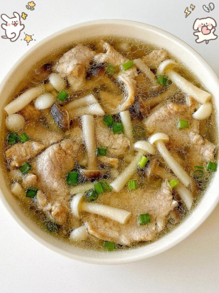 蘑菇肉片怎么炒才嫩_蘑菇肉片汤的家常做法-第1张图片-山城妙识