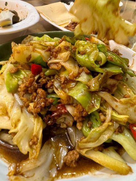 酱爆洋白菜怎么炒才脆_酱爆洋白菜热量高吗-第1张图片-山城妙识