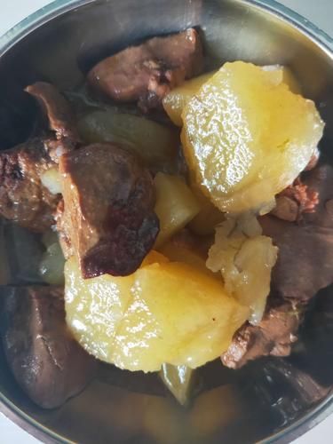 鸡肝炖土豆怎么做_鸡肝炖土豆的家常做法-第2张图片-山城妙识
